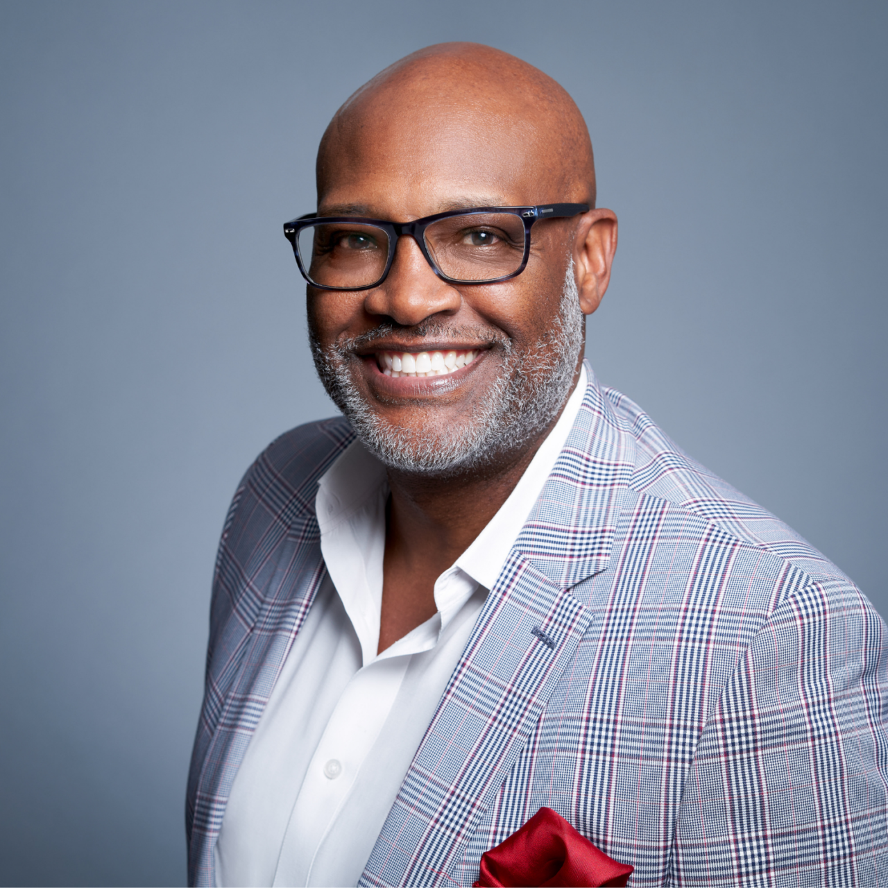 CEO Headshot Examples, Cost, and Tips | HeadShots Inc