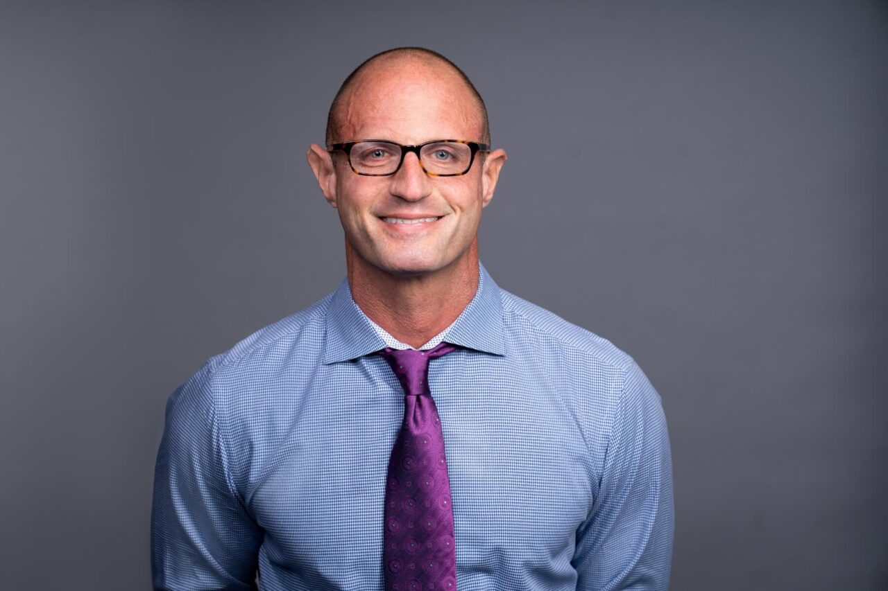 Best Professional Headshots March 2023 | HeadShots Inc